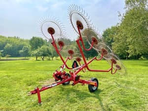 Gehl 420 Stock No. C30108 Hay and Forage For Sale | Tractor Zoom