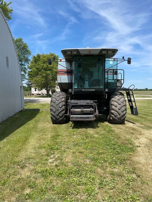 Gleaner R62 Combines Class 6 for Sale | Tractor Zoom