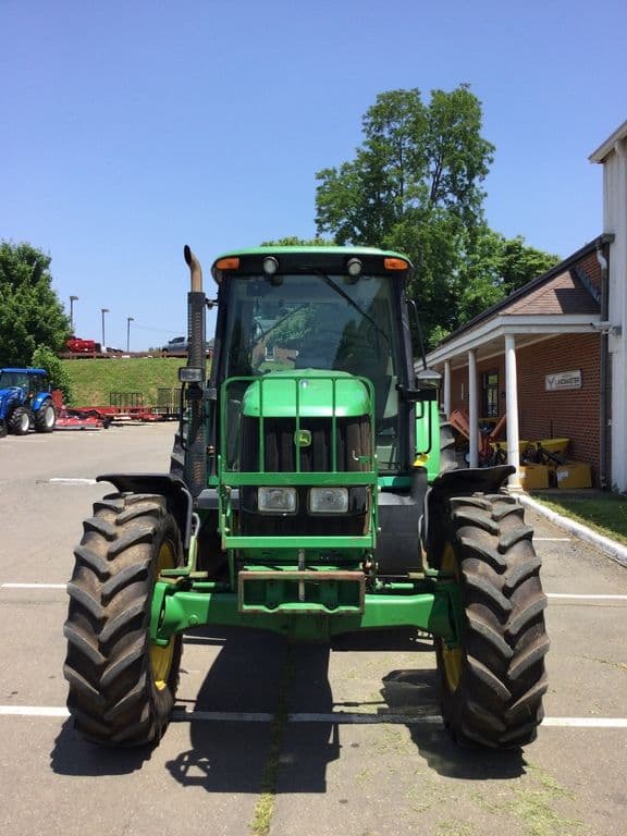 John Deere 7230 Tractors 100 to 174 HP for Sale | Tractor Zoom