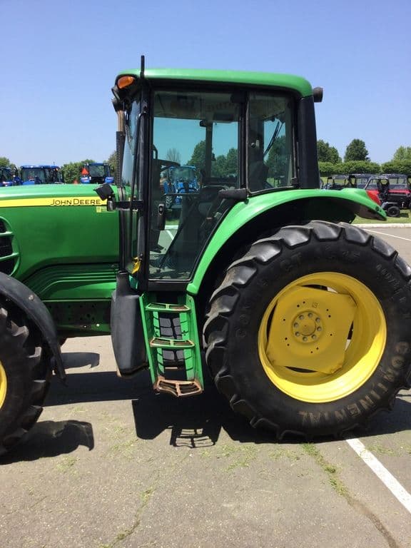 John Deere 7230 Tractors 100 to 174 HP for Sale | Tractor Zoom