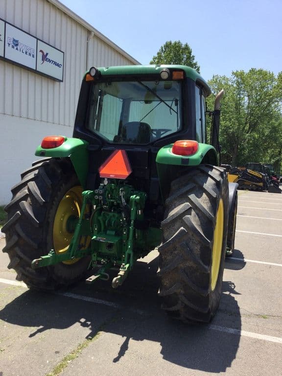 John Deere 7230 Tractors 100 to 174 HP for Sale | Tractor Zoom