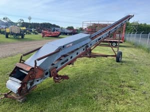 SOLD - Kewanee 500 Stock No. HX5959 Harvesting with 50 Ft | Tractor Zoom