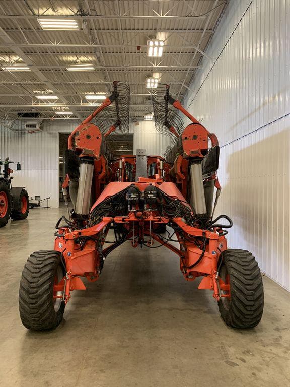 Kuhn Merge-Maxx 900 Hay and Forage Hay - Mergers for Sale | Tractor Zoom