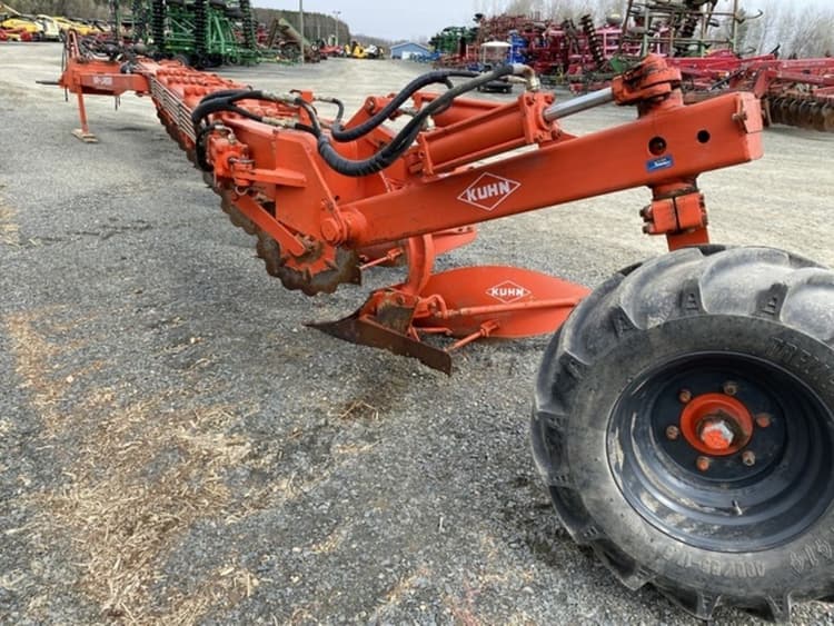 Kuhn Vari-Lander Tillage Plows for Sale | Tractor Zoom