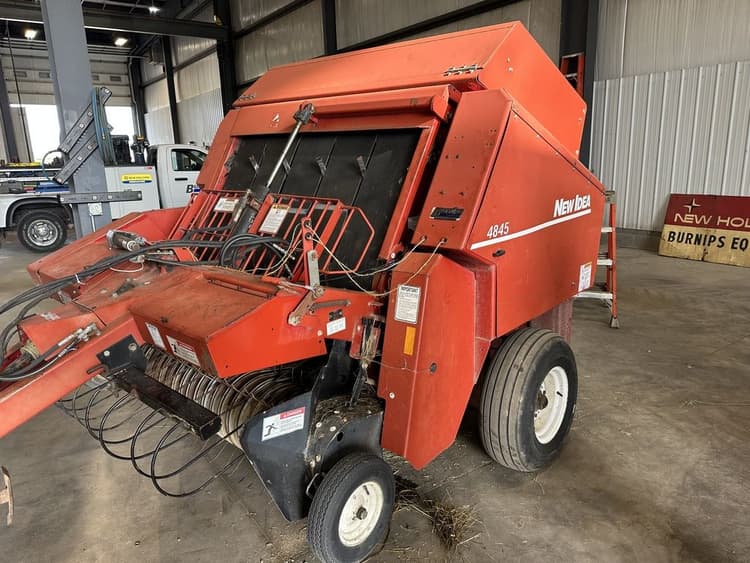 New Idea 4845 Hay and Forage Balers - Round for Sale | Tractor Zoom