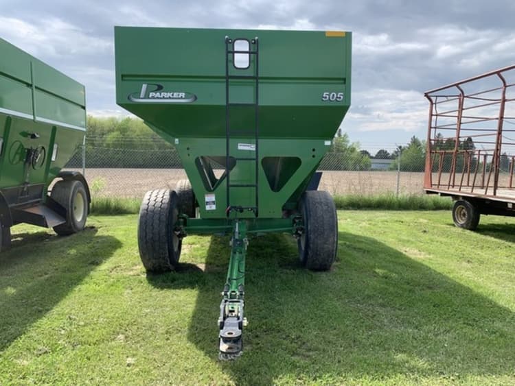 Parker 505 Harvesting Gravity Wagons for Sale | Tractor Zoom