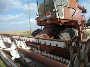 SOLD - International Harvester 815 Lot No. 1001243 Combines with ...