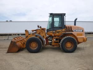 SOLD - 2005 Case 521D Lot No. 6296 Construction with 4,739 Hrs | Tractor Zoom