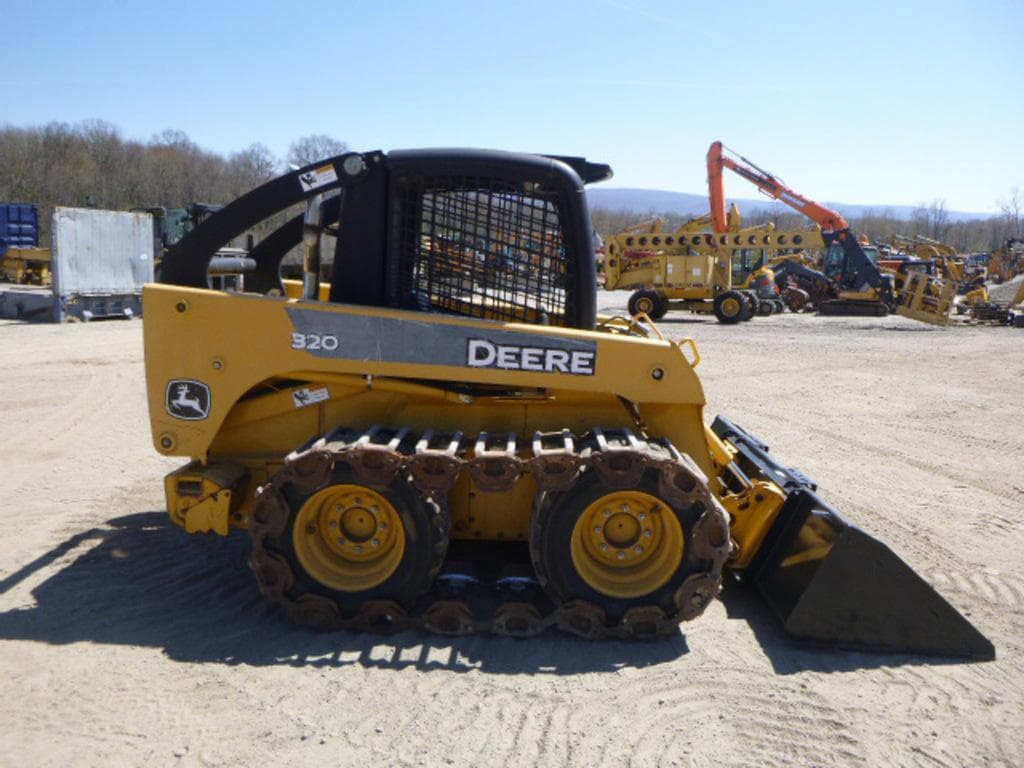 2006 John Deere 320 Construction Skid Steers for Sale | Tractor Zoom
