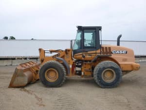 2007 Case 621D Lot No. 6297 Construction For Sale with 43,796 Hrs | Tractor Zoom