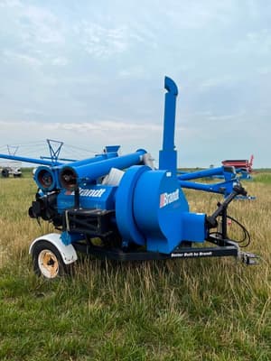 SOLD - Brandt 4000EX Harvesting | Tractor Zoom