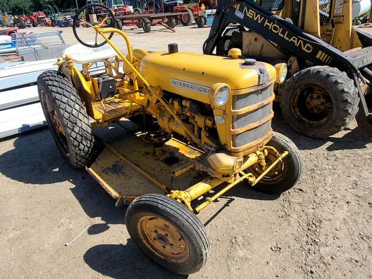 International Harvester Cub Lo-Boy Tractors Less than 40 HP for Sale ...