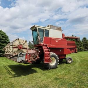 SOLD - IH 915 COMBINE GAS W/16.5' GRAIN HEAD (NEEDS BATTERY) DRIVEN TO ...