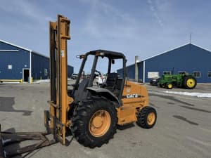 SOLD - 2009 Case 586G Lot No. 88 Construction with 8,936 Hrs | Tractor Zoom