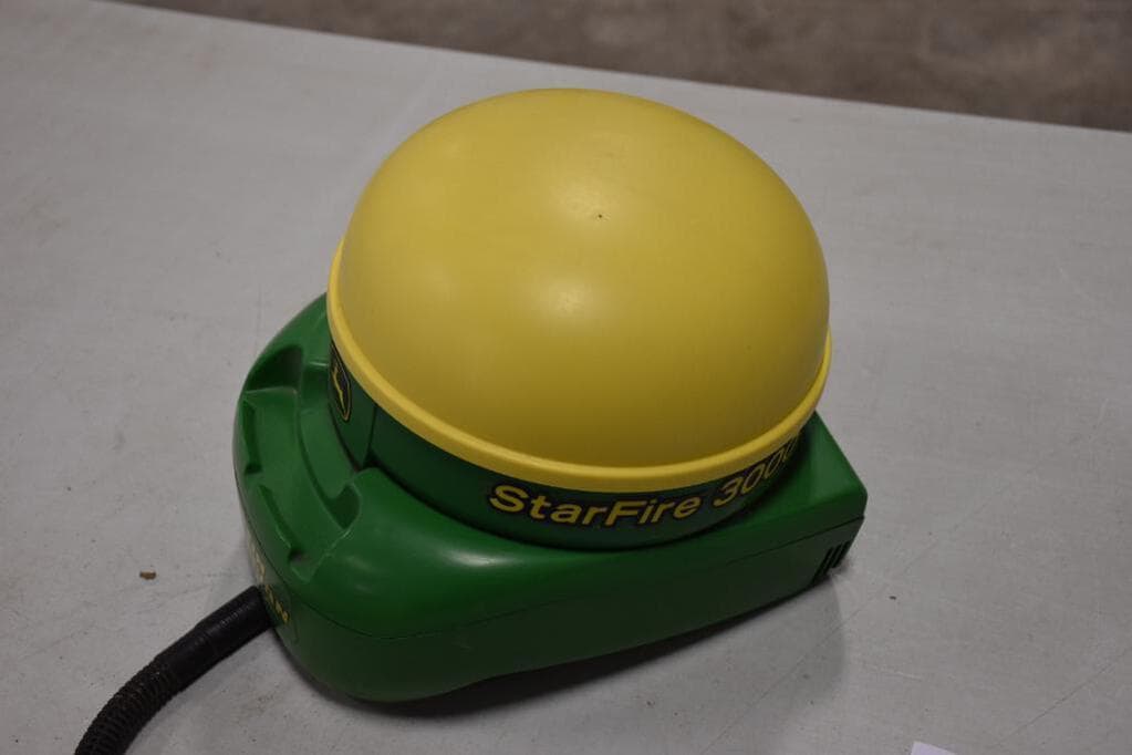 Tractor Zoom - John Deere StarFire 3000
