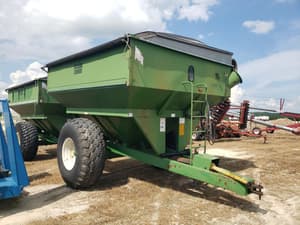 SOLD - 1996 Ficklin CA9600 Lot No. 38 Harvesting with 500 Bu | Tractor Zoom
