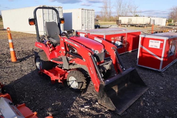 Massey Ferguson GC1705 Tractors Less than 40 HP for Sale | Tractor Zoom