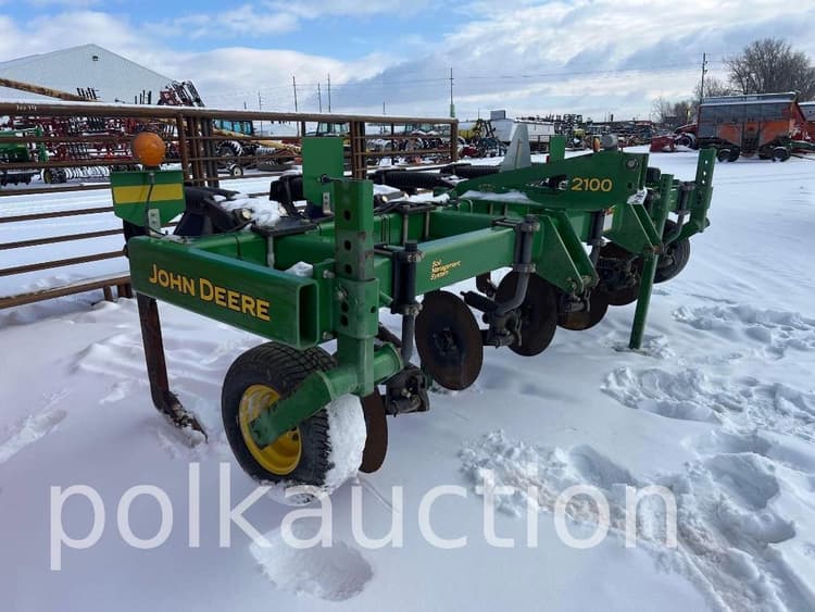 John Deere 2100 Tillage Rippers for Sale | Tractor Zoom