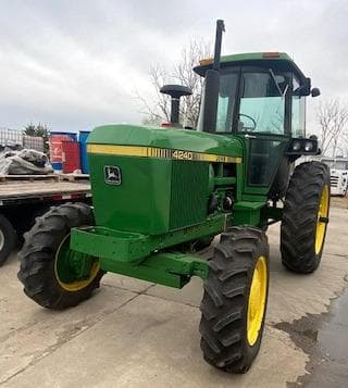 John Deere 4240 Tractors 100 to 174 HP for Sale | Tractor Zoom