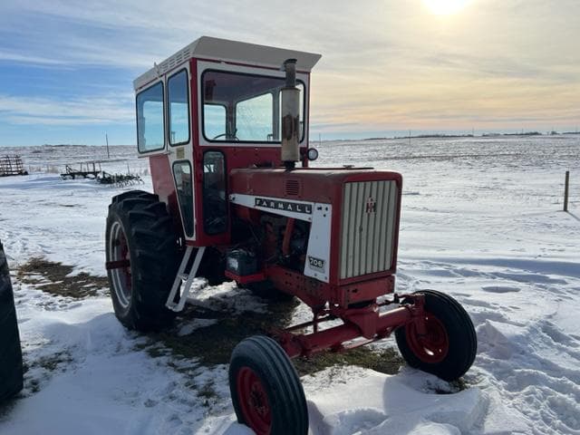 International Harvester 706 Tractors 40 to 99 HP for Sale | Tractor Zoom