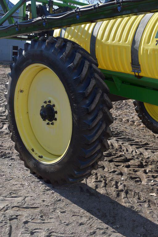 Fast 7400 Chemical Applicators Sprayers - Pull Type for Sale | Tractor Zoom