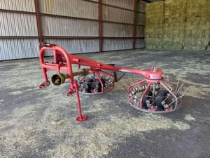 SOLD - PZ Haybob 300 Lot No. 9535 Hay and Forage | Tractor Zoom