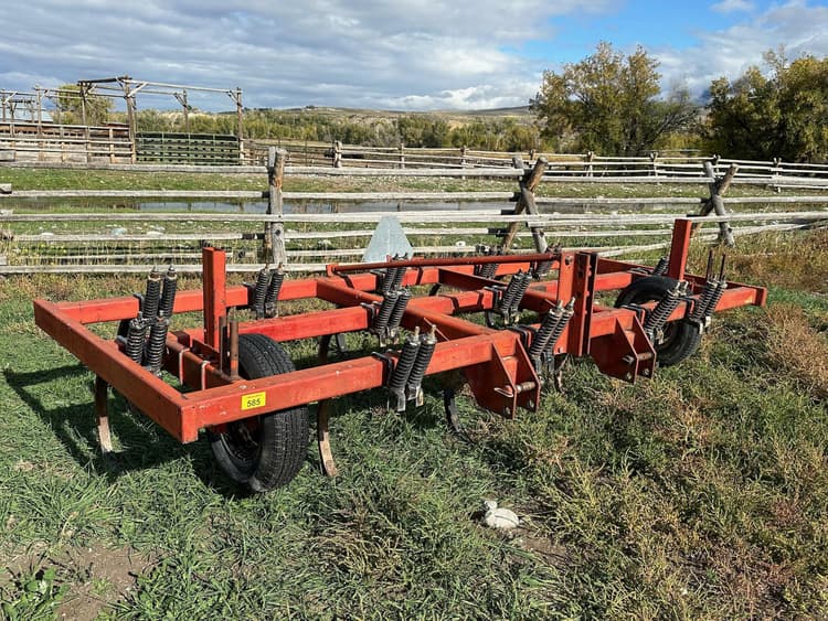 SOLD - International Harvester 55 Tillage Chisel Plows | Tractor Zoom