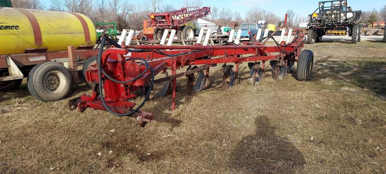 International Harvester 700 Tillage Plows for Sale | Tractor Zoom