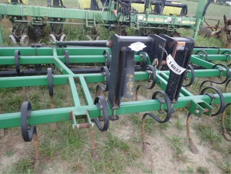 Unverferth Perfecta II Tillage Field Cultivators for Sale | Tractor Zoom