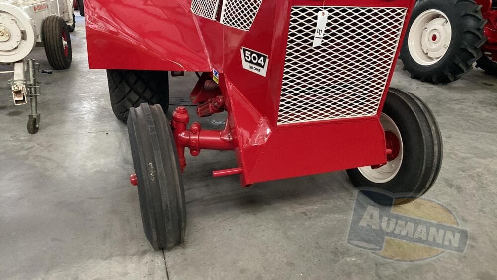 Tractor Zoom - International Harvester 504