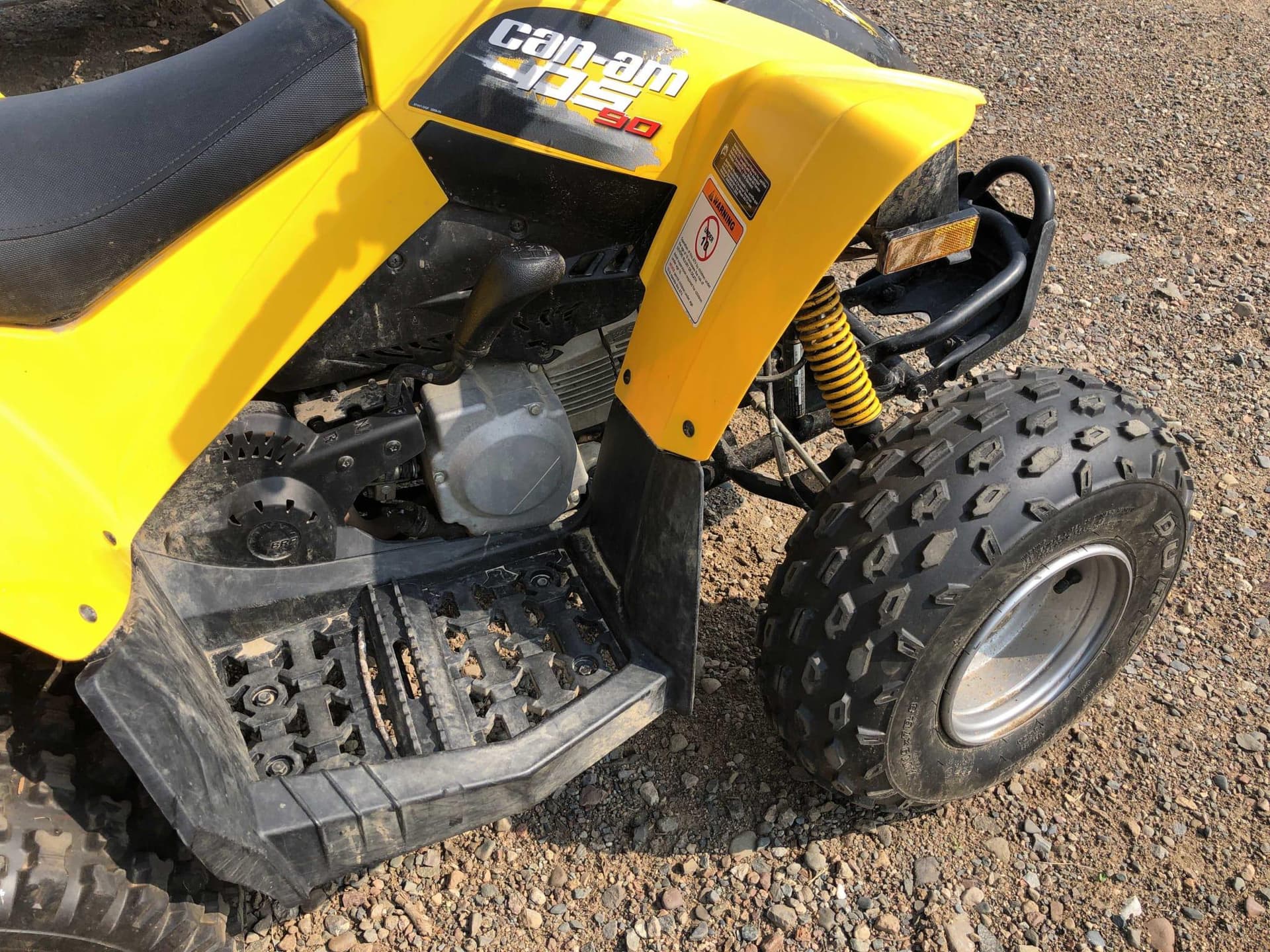 Tractor Zoom - Can-Am DS90
