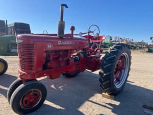 SOLD - Farmall Super M Lot No. 1656 Tractors with 51 HP | Tractor Zoom