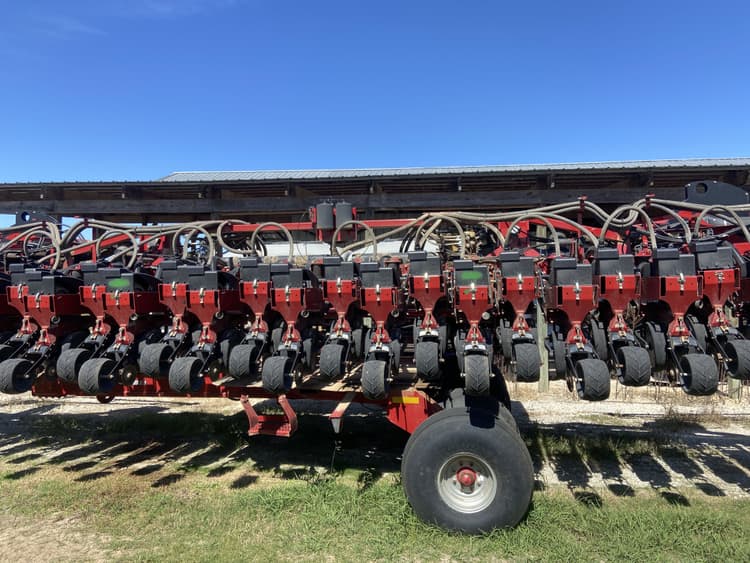 Case IH 1245 Planting Planters for Sale | Tractor Zoom