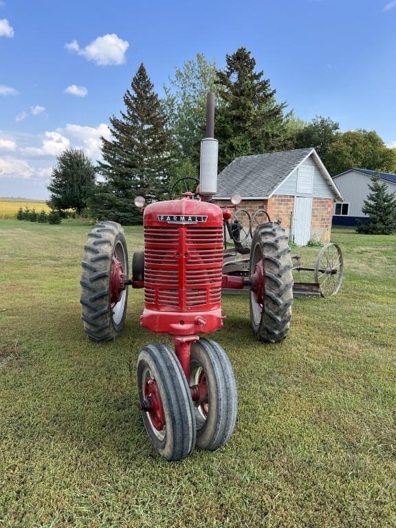 1942 Farmall M Tractors Less than 40 HP for Sale | Tractor Zoom