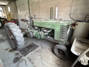 SOLD - 1942 JD A, not running, SN519C20 Tractors with 26 HP | Tractor Zoom