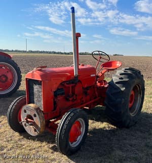 SOLD - 1945 Case DI tractor Tractors with 38 HP | Tractor Zoom