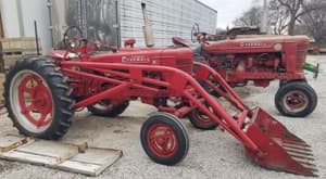 SOLD - 1946 Farmall H WF Tractor w/ loader Tractors with 26 HP ...