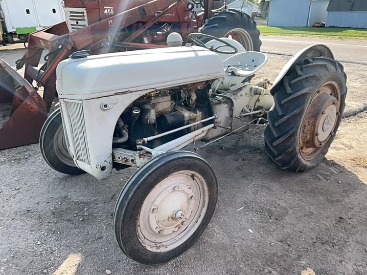 1946 Ford 9N Tractors Less than 40 HP for Sale | Tractor Zoom