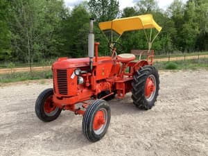 SOLD - 1948 J.I. Case VAI Lot No. 6813 Tractors with 13 HP | Tractor Zoom