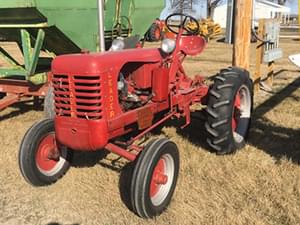 SOLD - 1948 Leader D Tractors with 31 HP | Tractor Zoom