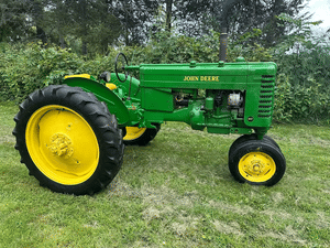 SOLD - 1949 John Deere MT Tractors with 22 HP | Tractor Zoom