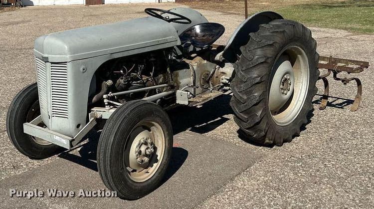 SOLD - 1951 Ferguson TO-20 Tractors Less than 40 HP | Tractor Zoom