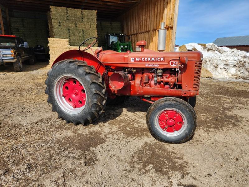 1951 McCormick-Deering W-4 Tractors Less than 40 HP for Sale | Tractor Zoom