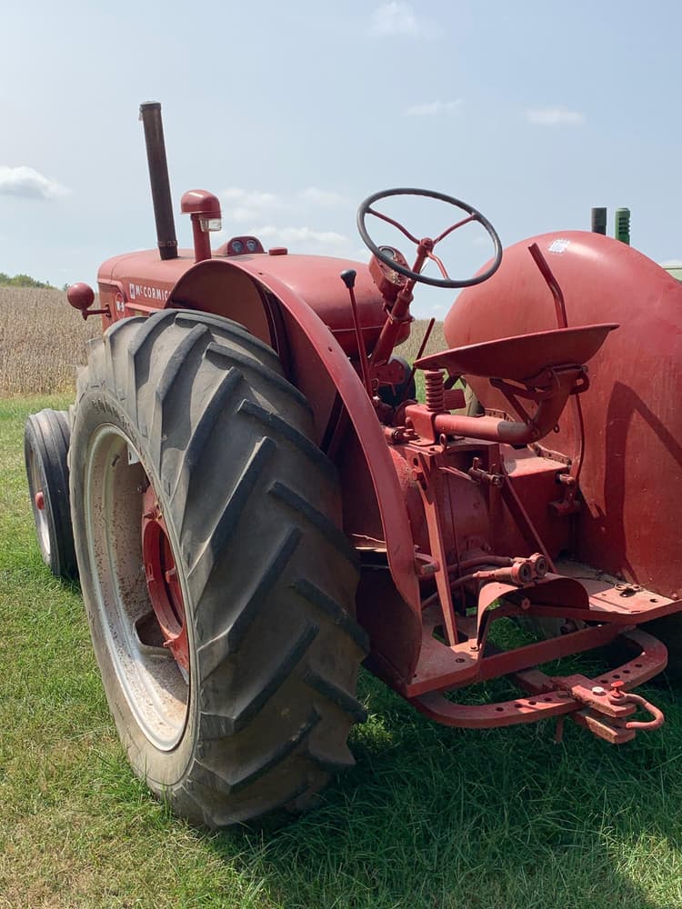 1952 McCormick-Deering W-9 Tractors 40 to 99 HP for Sale | Tractor Zoom