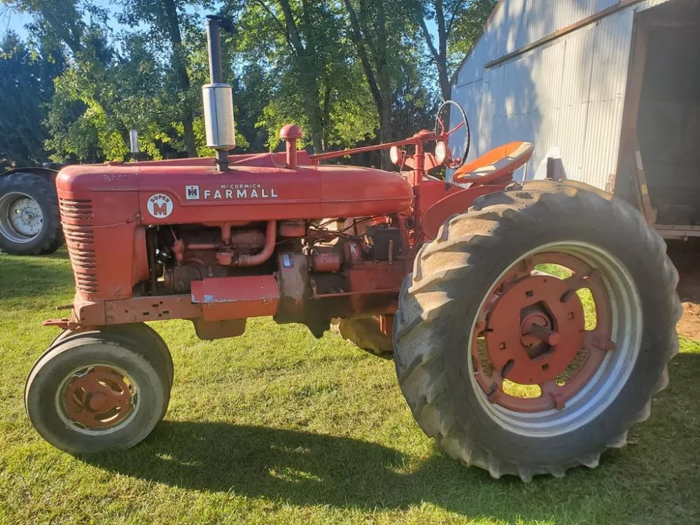SOLD - 1953 Farmall Super M Tractors with 51 HP | Tractor Zoom
