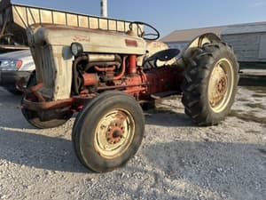 SOLD - 1954 Ford 600 Lot No. 614 Tractors with 31 HP | Tractor Zoom