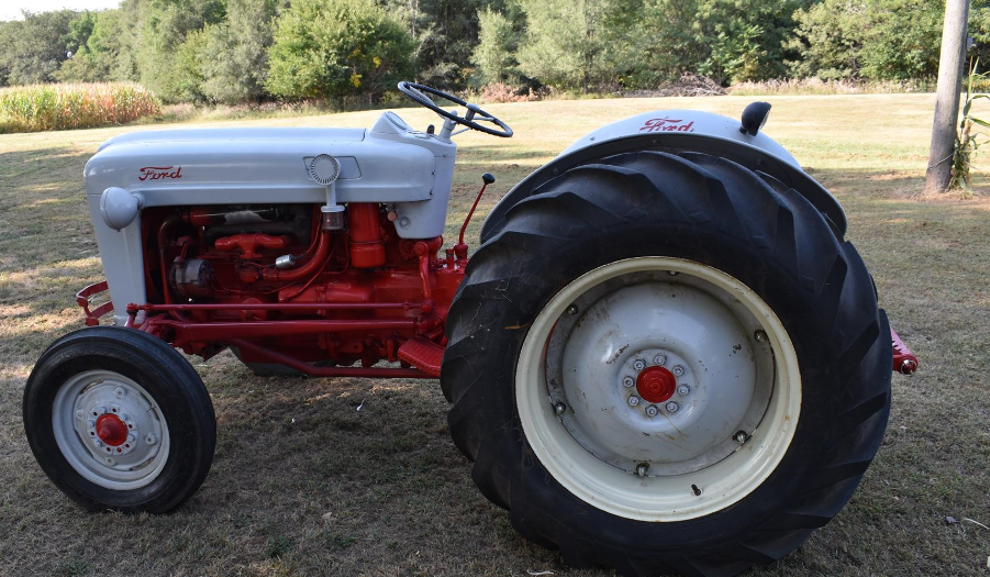 SOLD - 1954 Ford Jubilee Tractors with 30 HP | Tractor Zoom