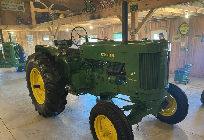 SOLD - 1954 John Deere 70 Lot No. 1f445995-12a6-11ed-9544-0246304ce823 ...