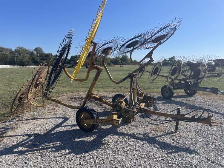Vermeer WR20 Hay and Forage Hay - Rakes/Tedders for Sale | Tractor Zoom