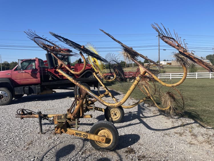 Vermeer WR20 Hay and Forage Hay - Rakes/Tedders for Sale | Tractor Zoom